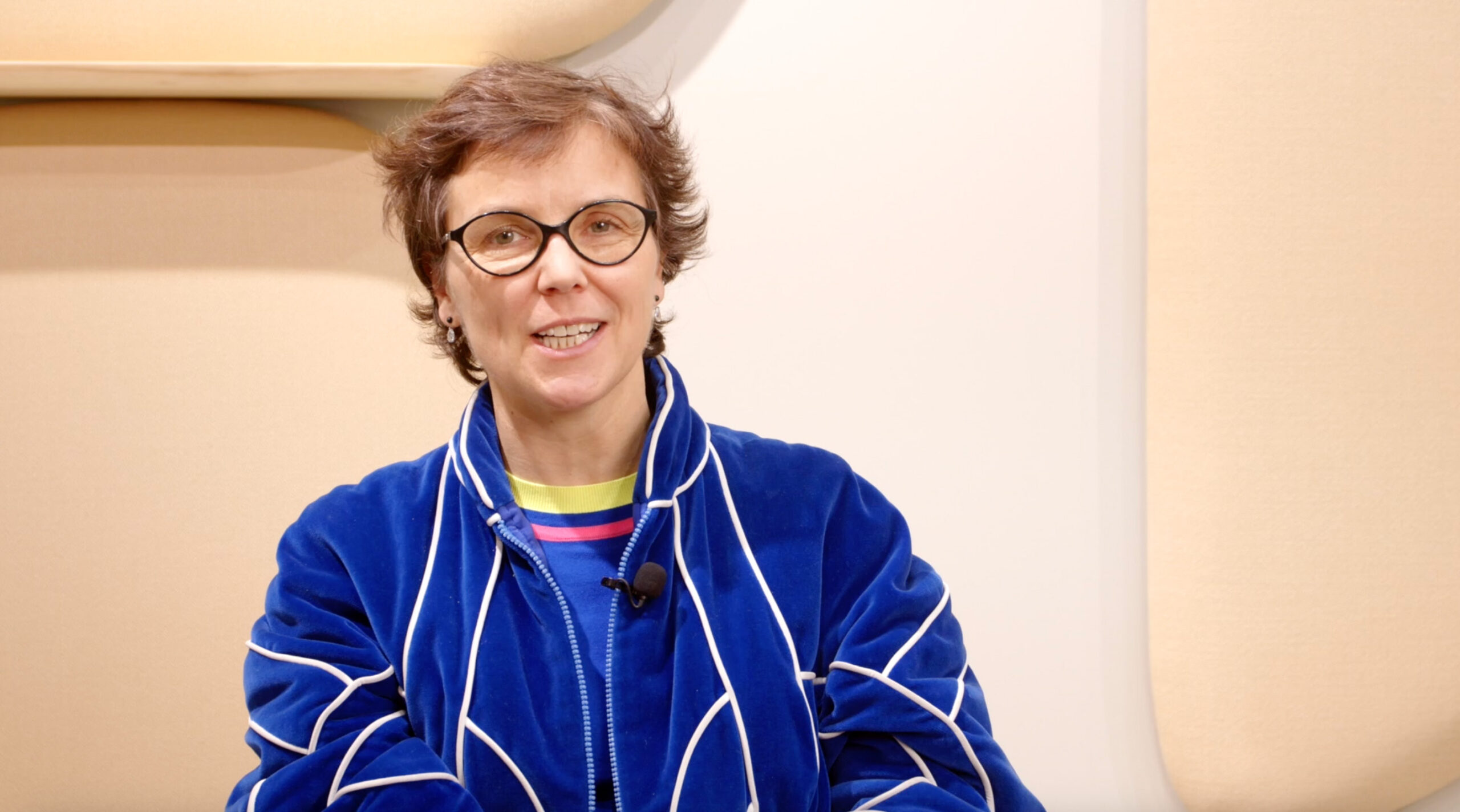 Constance Guisset on Delta Leaves - Zilenzio